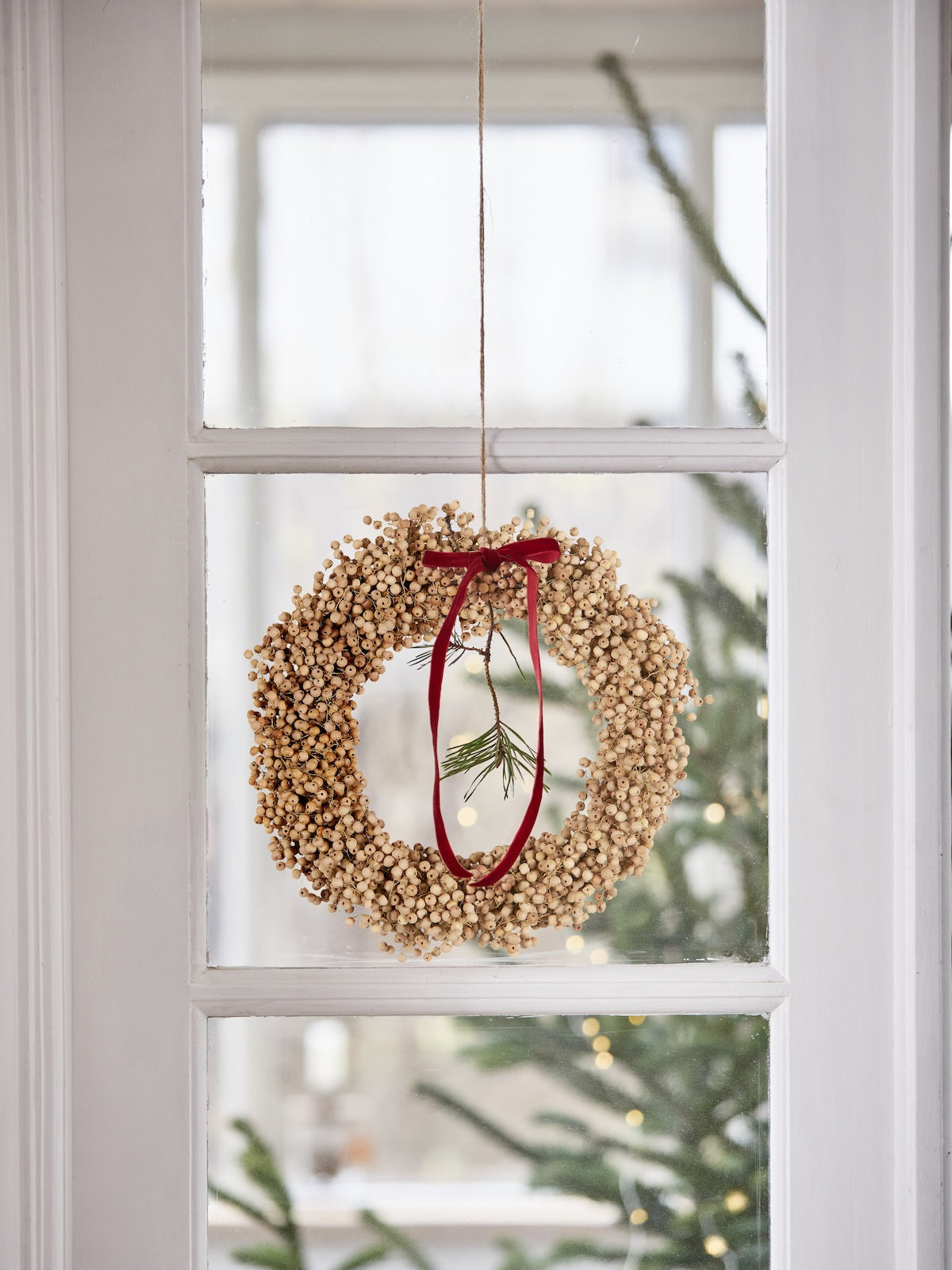 Beaded Wreath Wooden Berry Natural Medium | Wooden Festive Ornaments ...