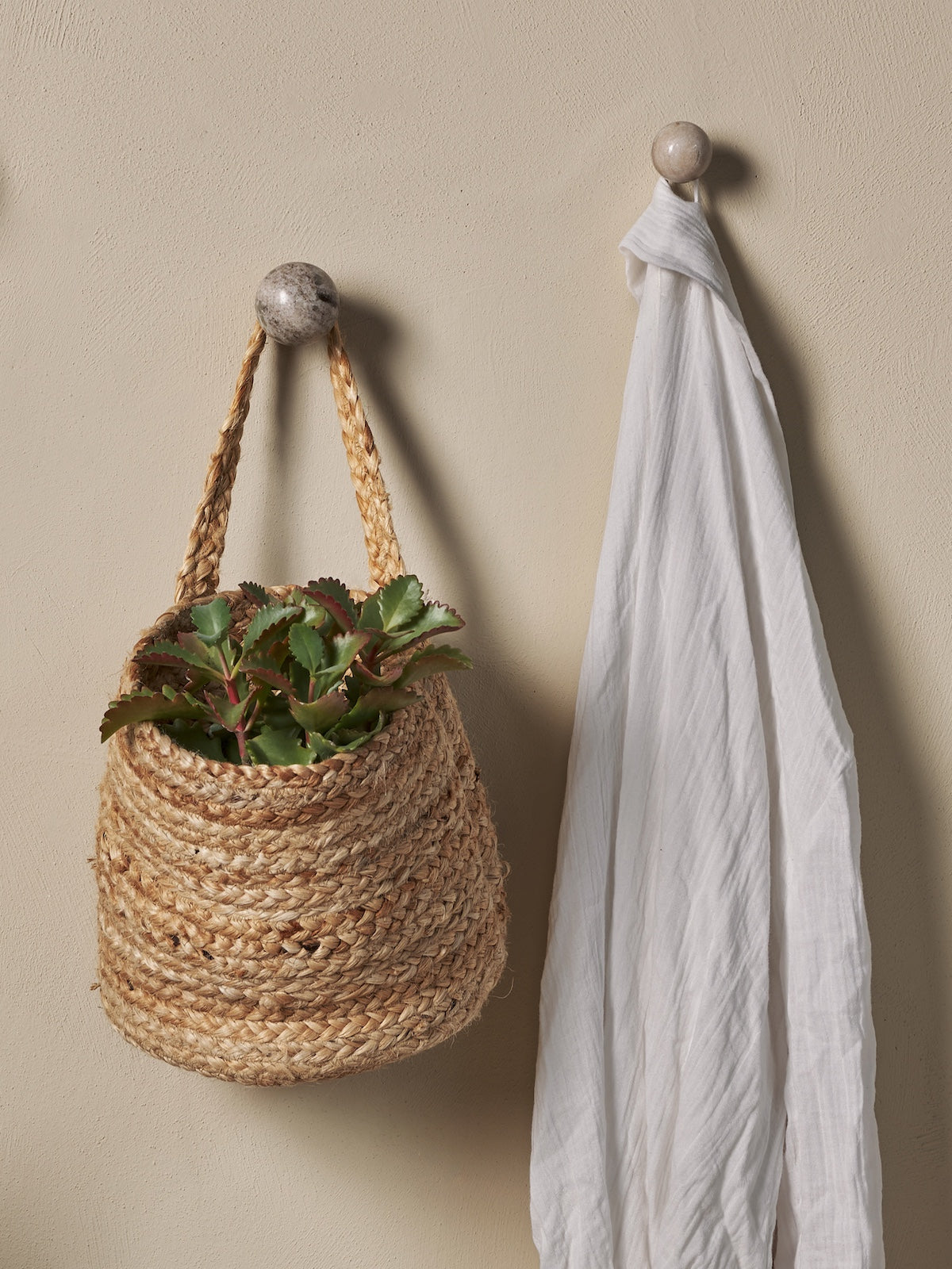 Chapad Wall Hung Basket Large Hemp | With Handle, Natural, Hanging – THATCH