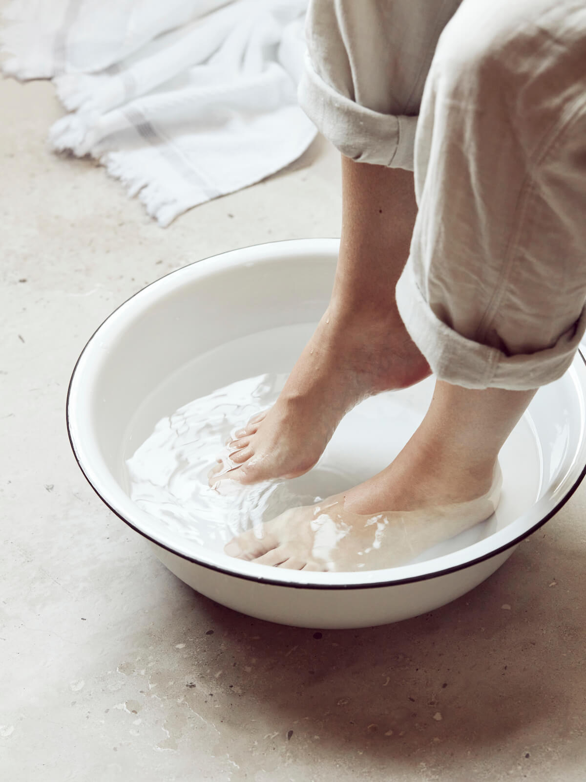 Meraki Foot Spa Gift Set Box | Meraki Moments Foot Care Products – THATCH