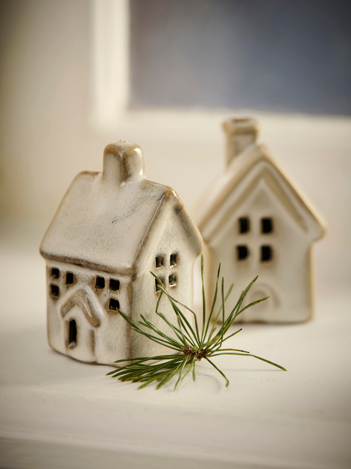 Mini Ceramic Houses Free Standing Porcelain Bibury Cottages Set of 2 ...
