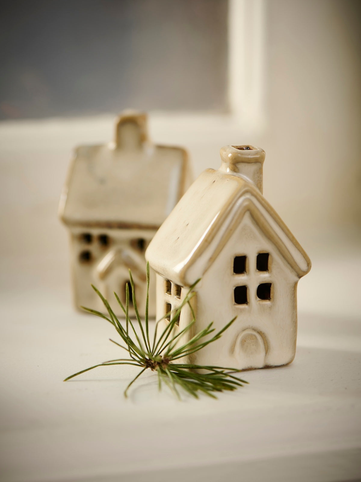 Mini Ceramic Houses Free Standing Porcelain Bibury Cottages Set of 2 ...